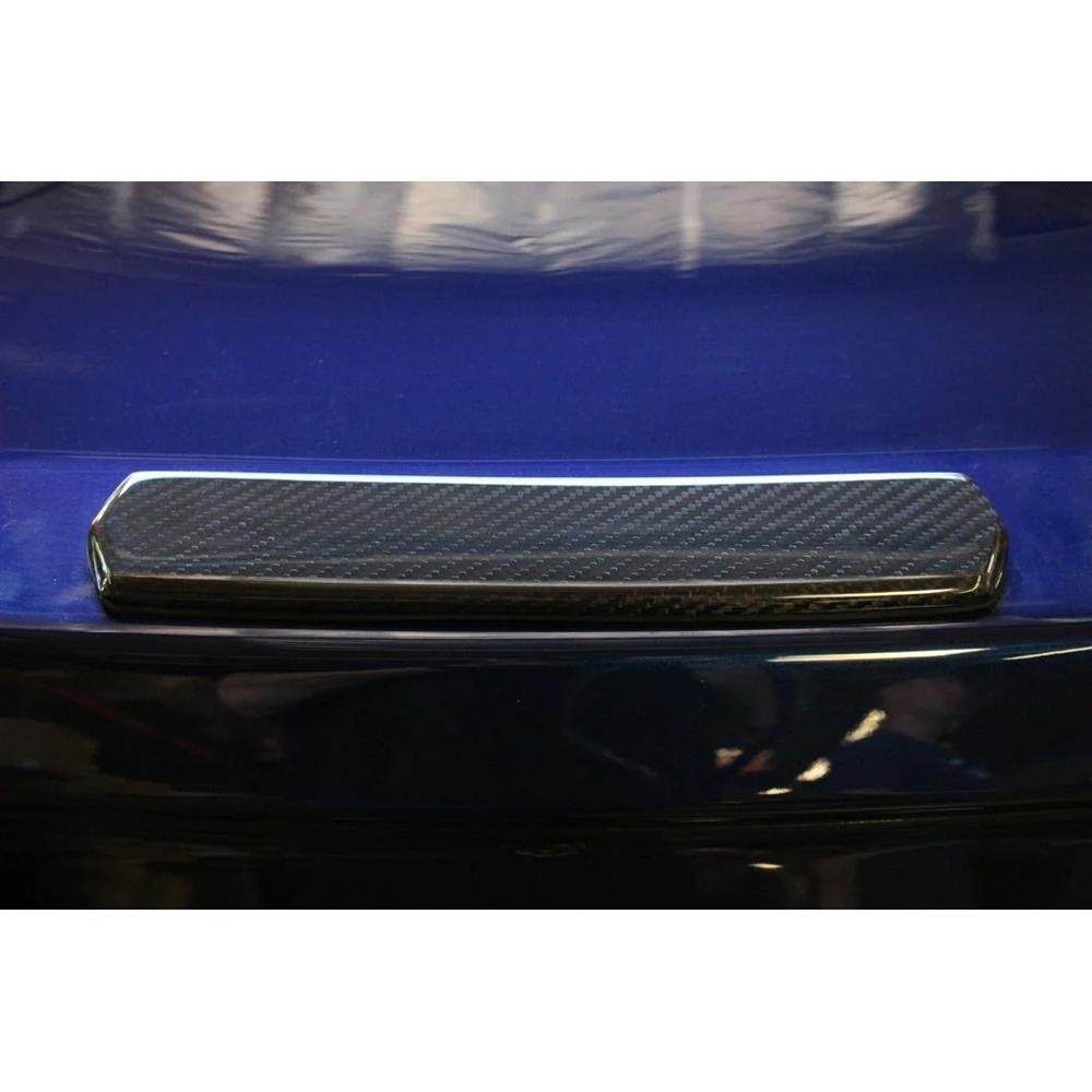APR Mustang Carbon Fiber Spoiler Center Hole Cover (15-23) CBX-MUGTCOV