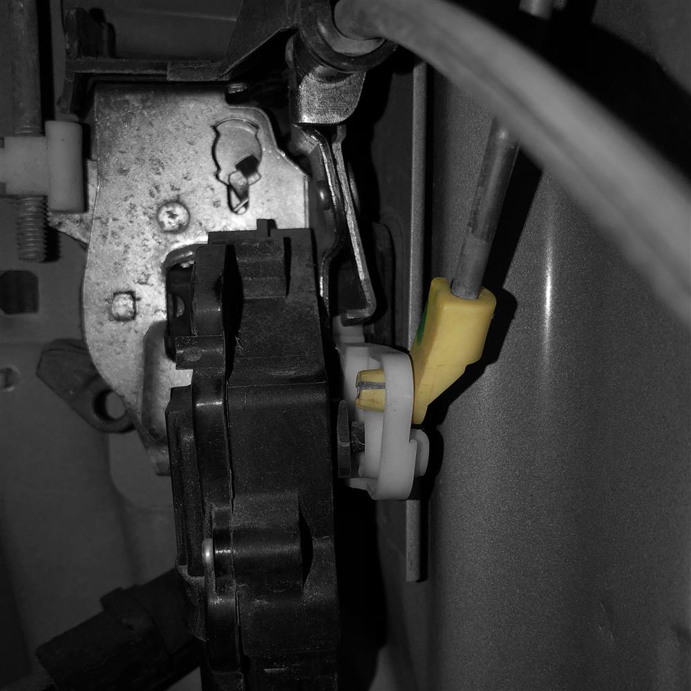 Mustang Door Lock Rod Retainer Kit (79-93) - LMR.com