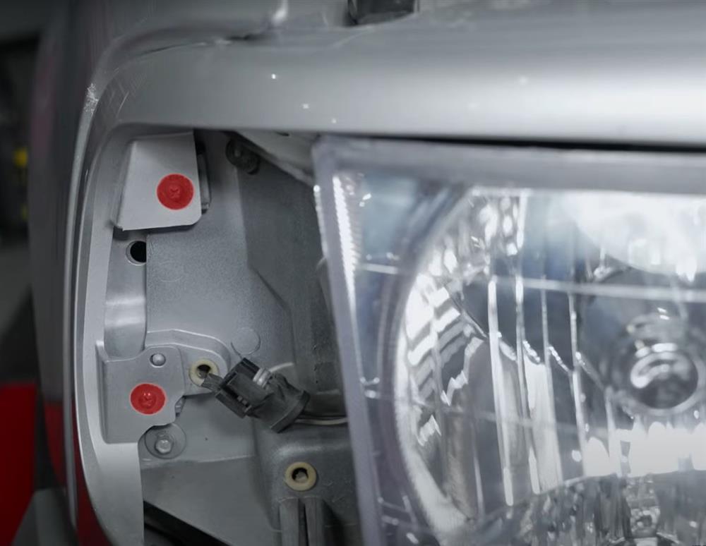 F-150 SVT Lightning Upper Grille Hardware Kit | (1999-2004)