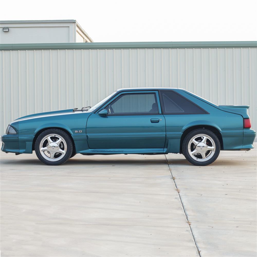 Mustang 4 Lug Pony Wheel & Sumitomo Tire Kit - 17x8/10 - Chrome (79-93)